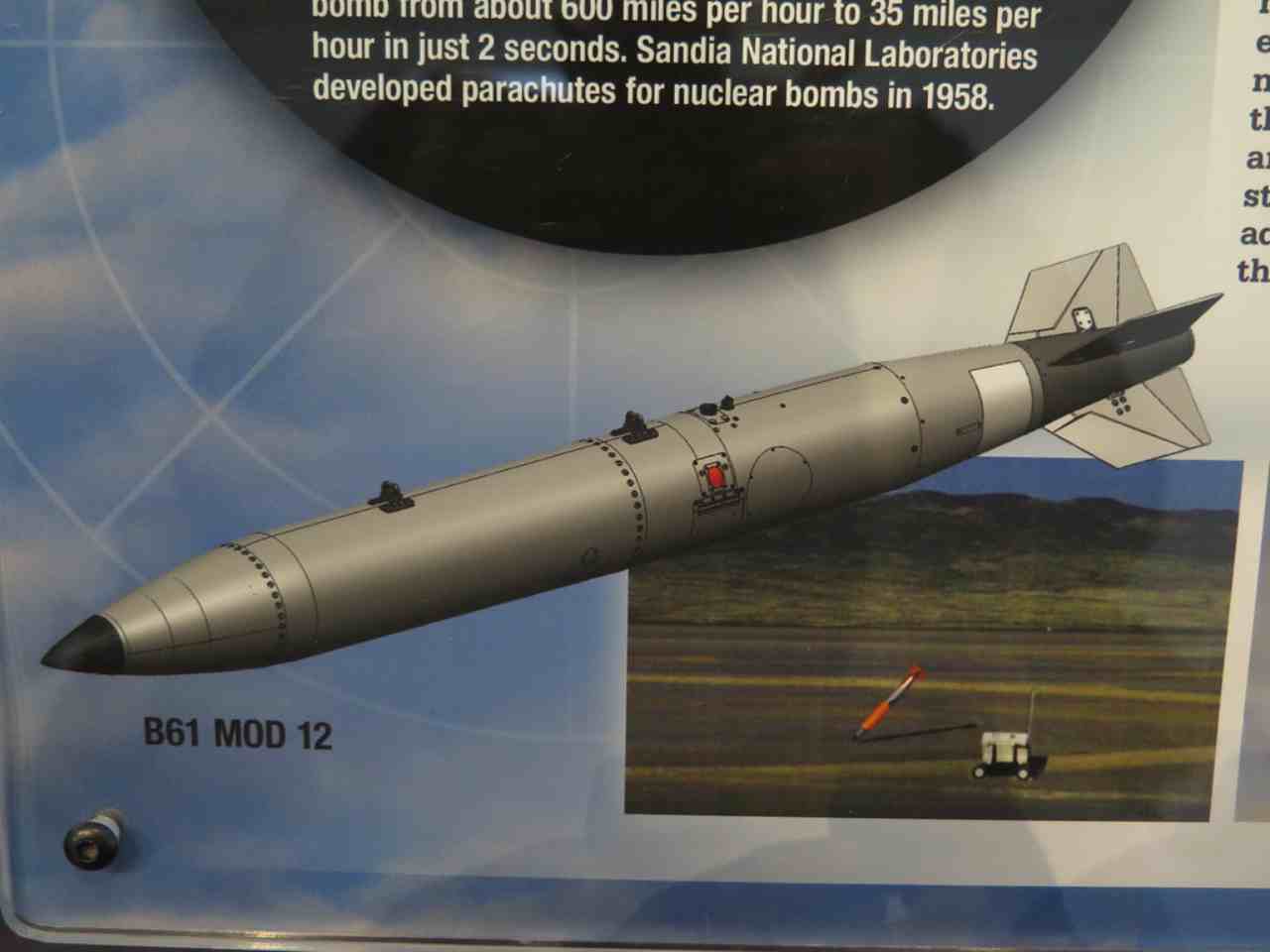 بعد التهديدات الروسية بالسلاح النووي، الولايات المتحدة تنشر القنابل ...