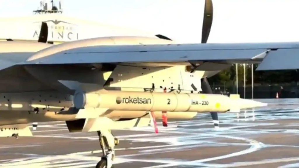 لايمكن تدميره بواسطة أنظمة الدفاع الجوي.. تركيا تكشف عن صاروخ باليستي ASM أسرع من الصوت من طراز ...