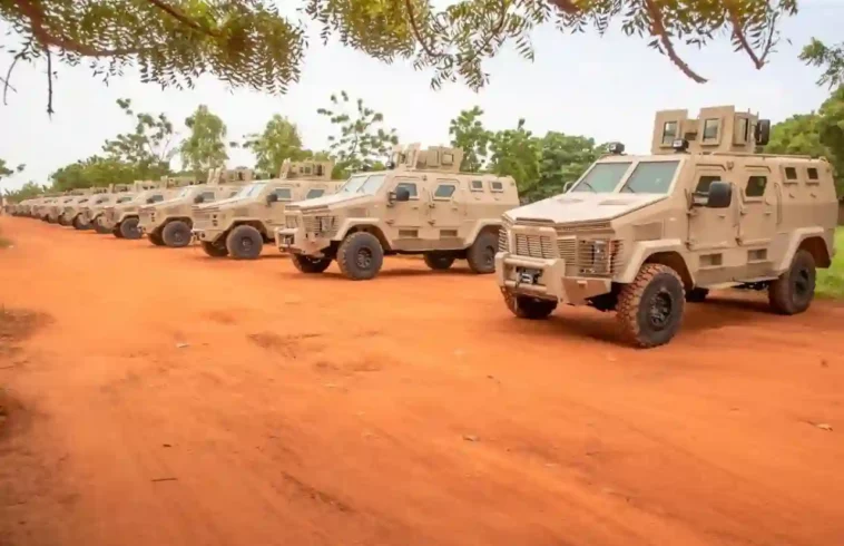 الإمارات تسلم مدرعات Isotrex Phantom 2 لبوركينا فاسو - موقع الدفاع العربي