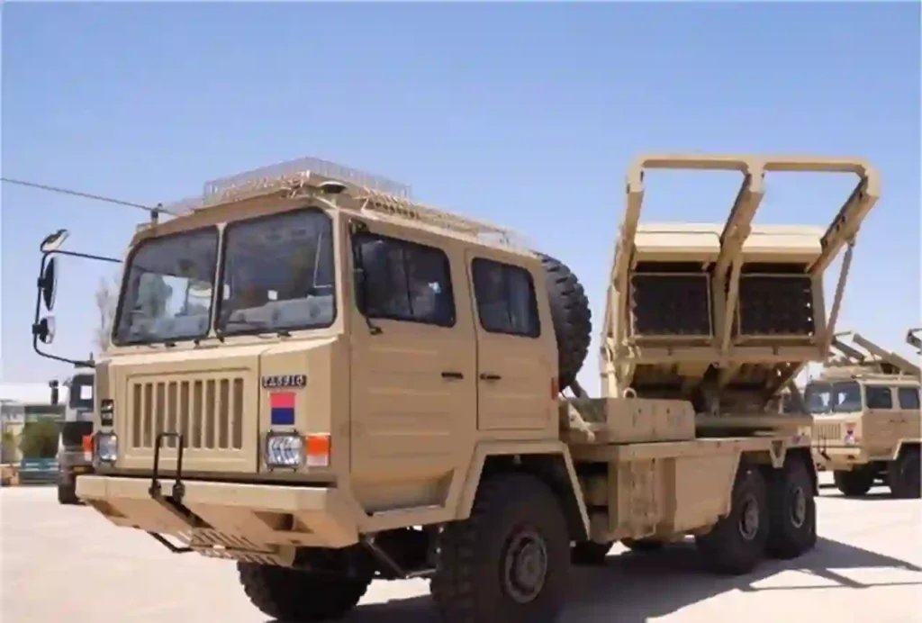 الأردن يكشف امتلاكه لنظام الصواريخ الصيني المتطور متعدد الفوهات WM-120، الذي يصل مداه إلى 120 كم ...