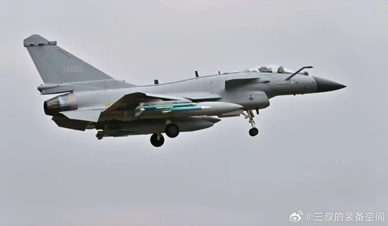 بعد مصر.. أنباء عن تعاقد السودان على الطائرة المقاتلة الصينية المتطورة J-10CE - موقع الدفاع العربي